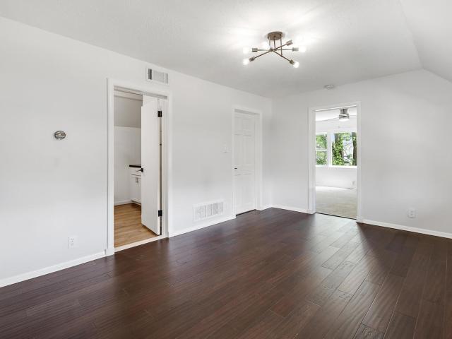6844 N Ottawa Avenue # 2