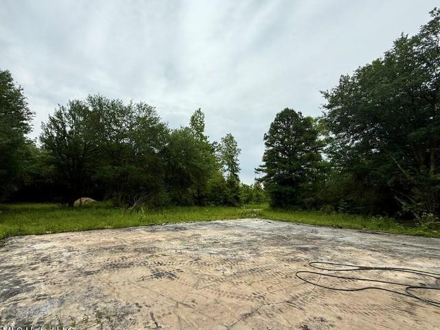 6844 Highway 43 N