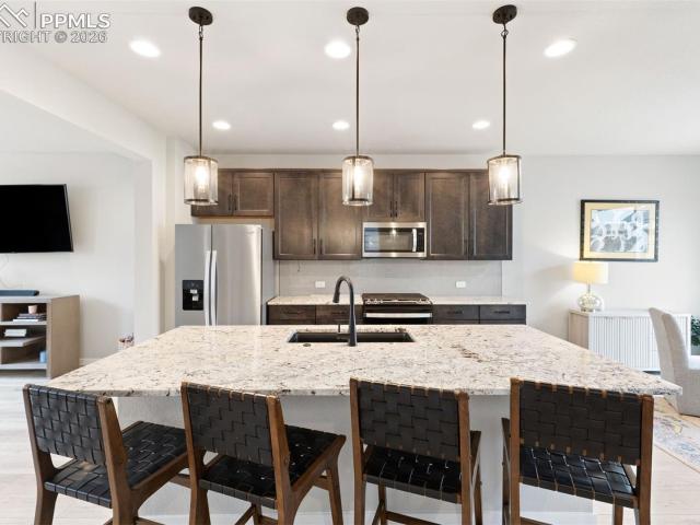 6844 Lily Mountain Lane