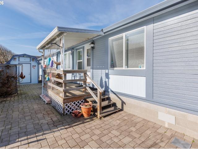 6845 gleneden beach loop