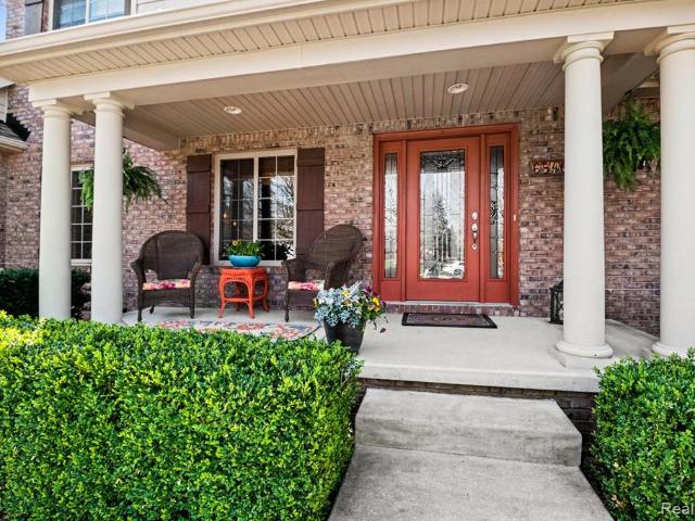 6846 Williamsbury Circle