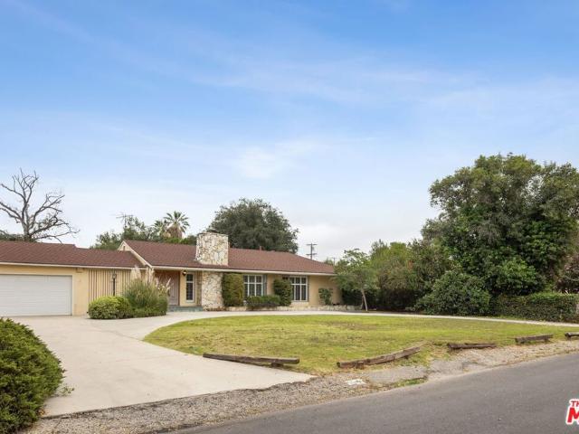 6846 Wish Avenue