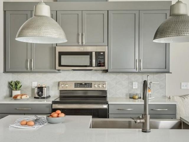 6847 S Mount Berry Rd, West Jordan, UT 84081