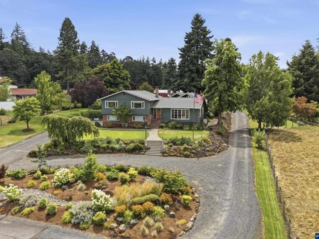 6840 Burnett St SE, Salem, OR 97317