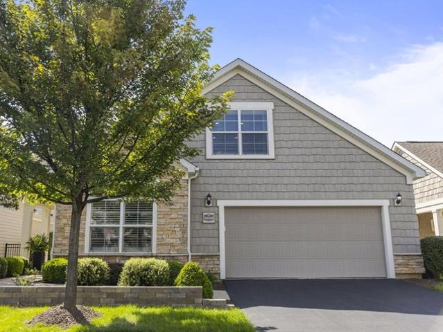 6840 Garden View Dr, Westerville, OH 43082