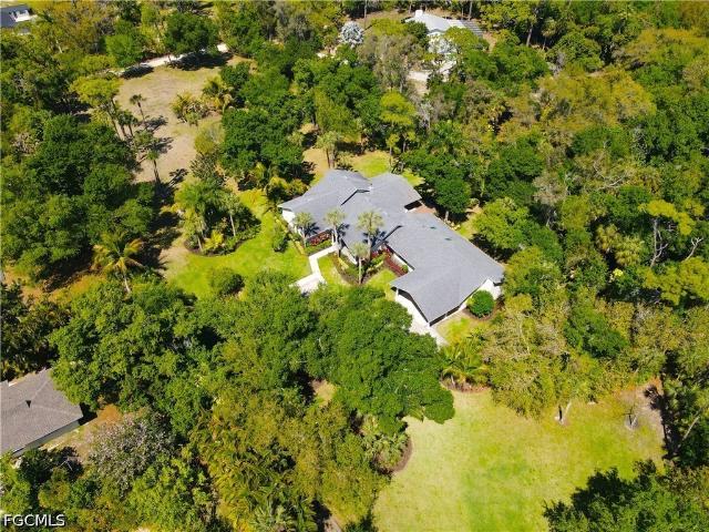 6840 Hendry Creek Dr, Fort Myers, FL 33908 | MLS #2026009 | Compass