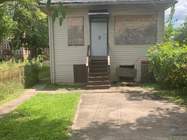 6840 S Indiana Ave, Chicago, IL 60637 | Compass