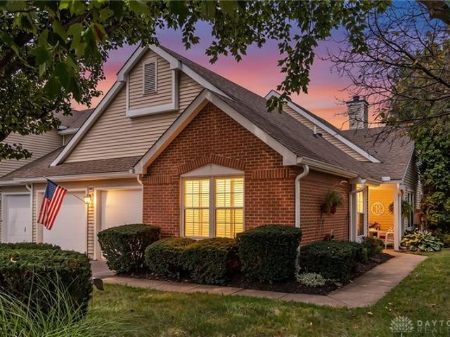 6841 Cedar Cove Dr, Centerville, OH 45459