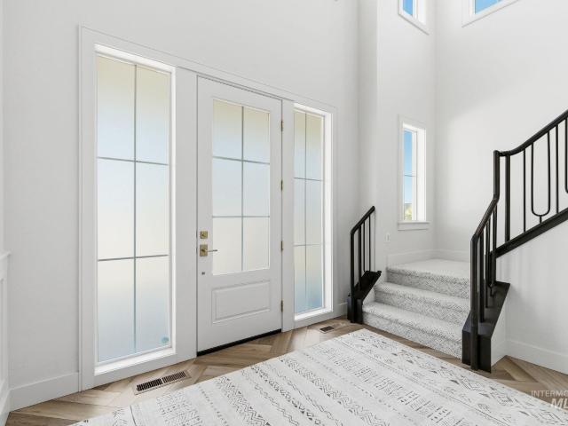 6841 W Mattawa Dr