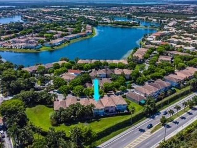 6841 107th Ct NW, Doral, FL 33178