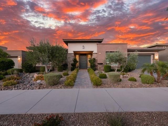 6842 Regency Crest Dr, Las Vegas, NV 89148