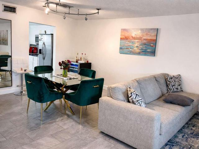 6843 NW 29th Ave, Fort Lauderdale, FL 33309 | MLS #F10554 | Compass