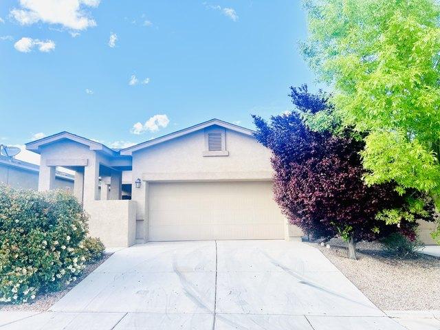 6843 Kayser Mill Rd NW, Albuquerque, NM 87114
