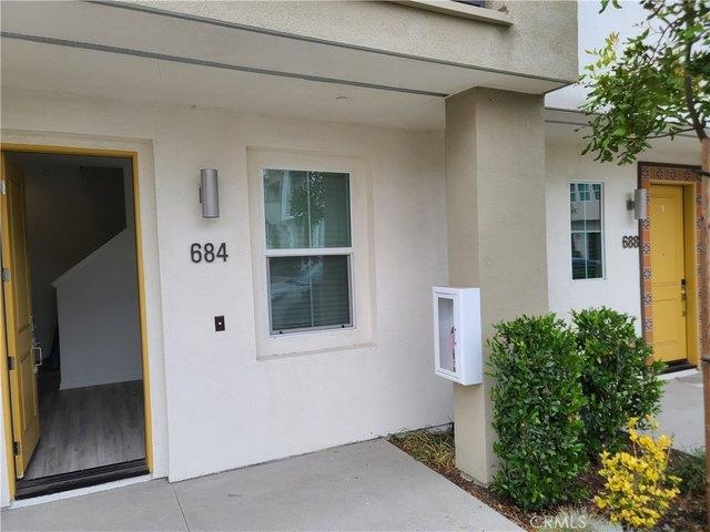 684 Cara Ln, Covina, CA 91723