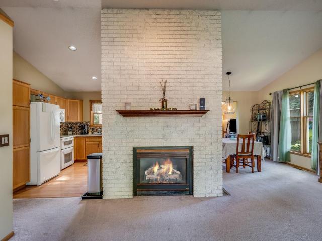 684 Shoreacres Drive
