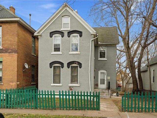 684 Virginia St, Saint Paul, MN 55103