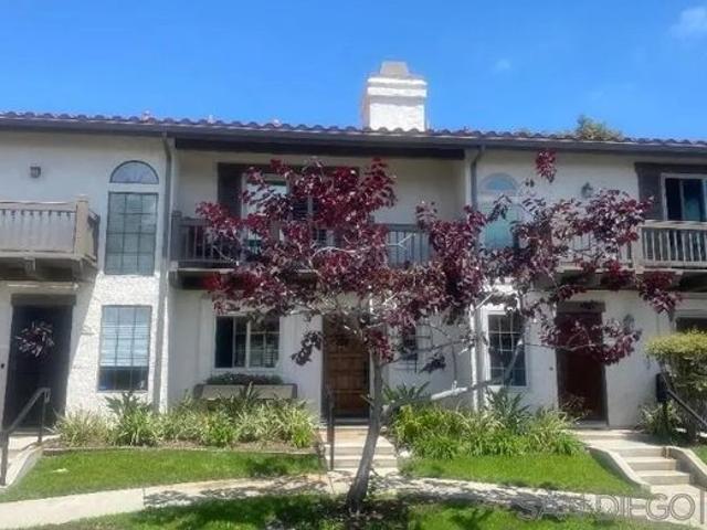 6854 Maple Leaf Dr, Carlsbad, CA 92011