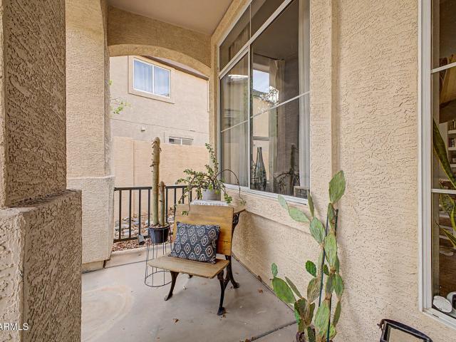 6854 W Potter Dr, Glendale, AZ 85308 | MLS #7018 | Compass