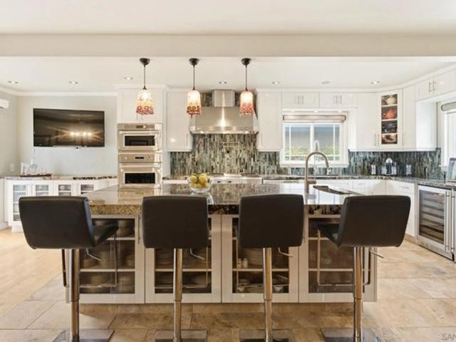 6855 Cartwright St, San Diego, CA 92120