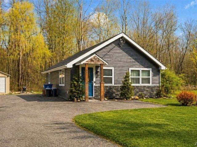 6855 Revere Dr, Derby, NY 14047