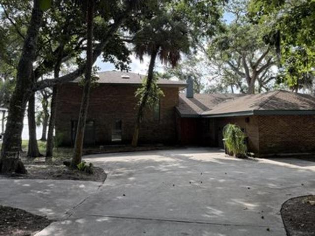6855 Riveredge Dr, Titusville, FL 32780