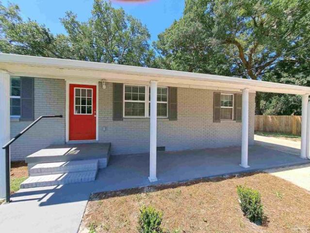 6855 Woodley Dr, Pensacola, FL 32503