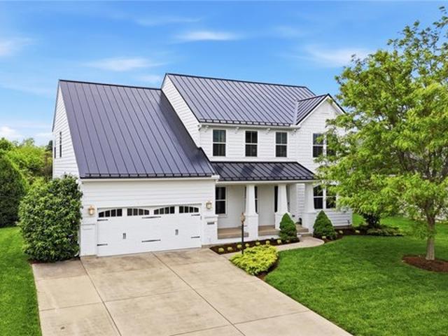 6856 Paragon Rd, Washington Township, OH 45459