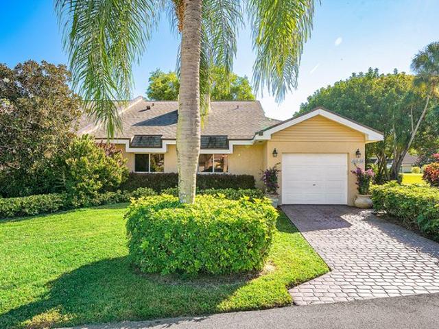 6858 Fountains Cir, Lake Worth, FL 33467
