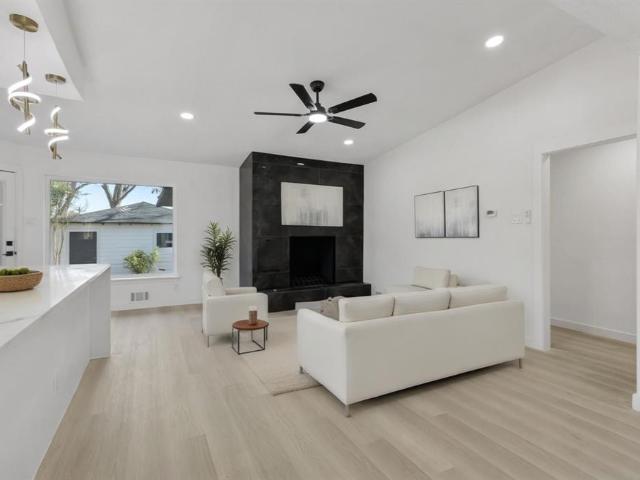 6858 Freemont Street