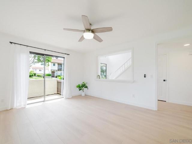 6859 Pear Tree