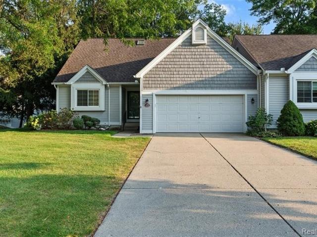 6859 Tangle Wood, Waterford Township, MI 48327