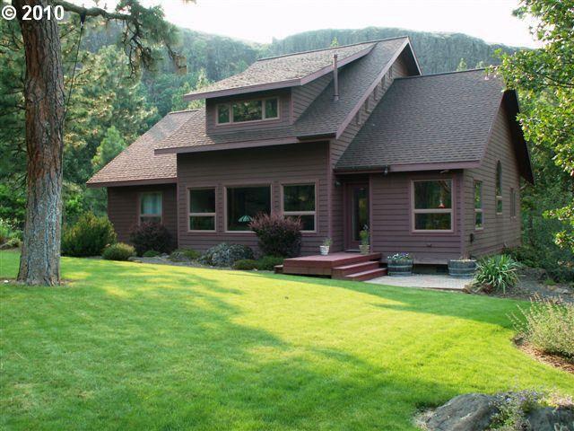 6850 Oakbrook Ln, The Dalles, OR 97058