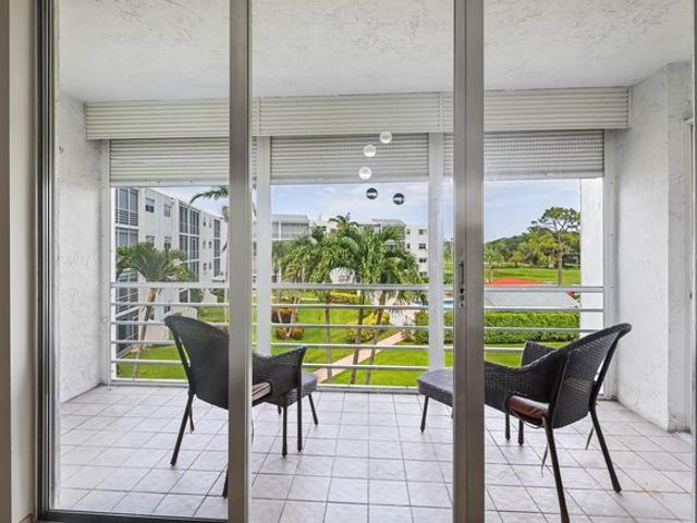 6850 10th Ave N Apt 313, Greenacres, FL 33467