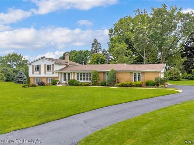 6851 Meath Hunt Circle