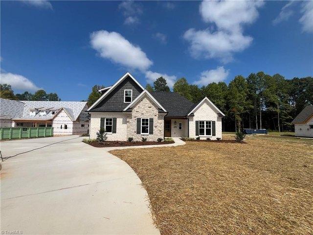 6851 Ridge Rd, Lexington, NC 27295