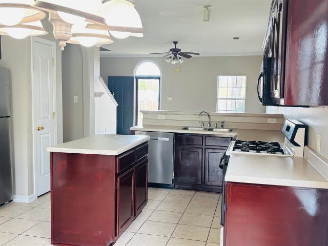 6851 seaside dr