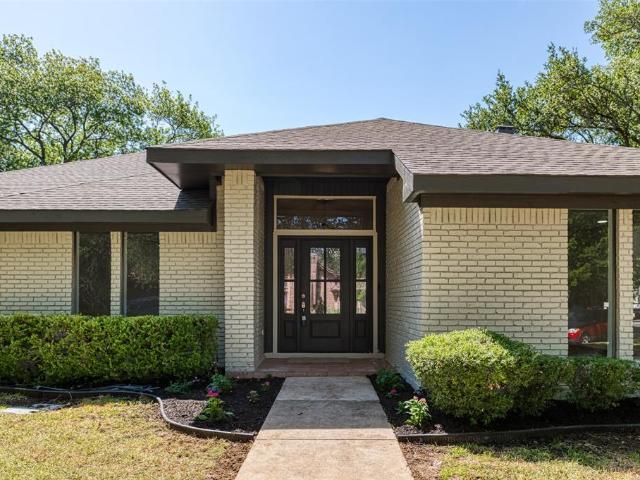 6851 Shorecrest Court