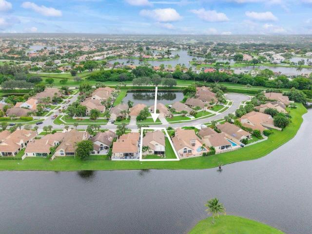 6852 Bitterbush Pl, Boynton Beach, FL 33472 | MLS #R11123 | Compass