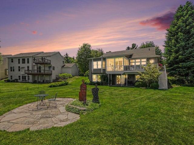 6852 Westshire Drive