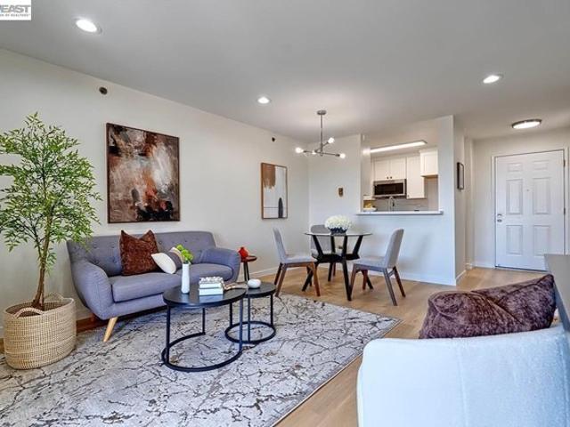 685 Dartmore Ln Apt 365, Hayward, CA 94544