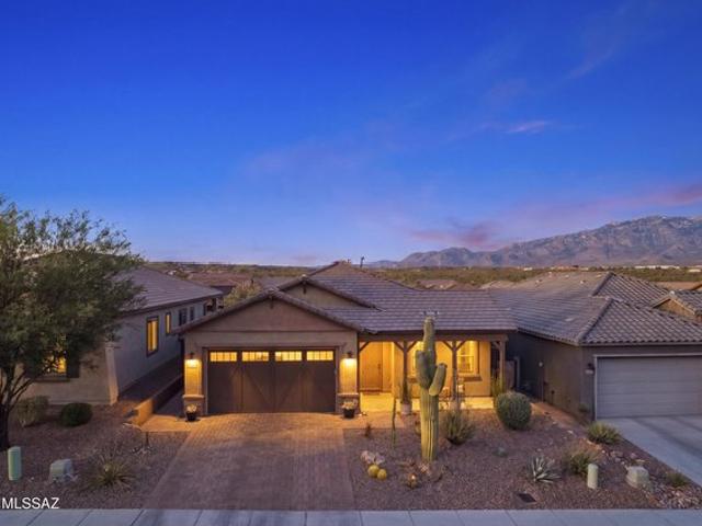 685 E Kalalau Dr, Oro Valley, AZ 85755
