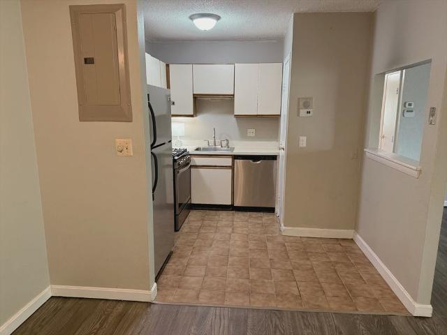 685 Oak Unit 5 10, Brockton, US, MA