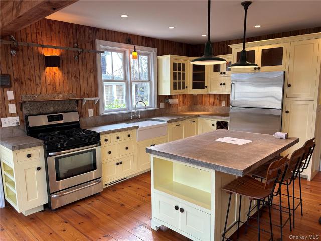 685 Orchard St, New Suffolk, NY 11956 | MLS #945415