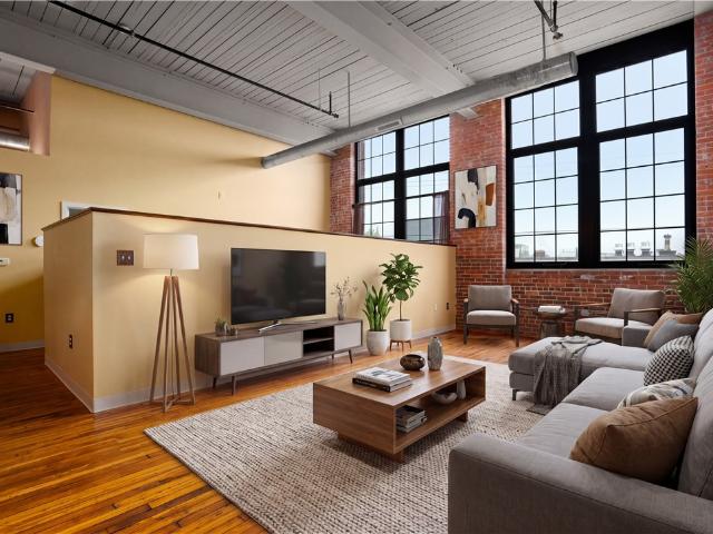 685 Social Street 204