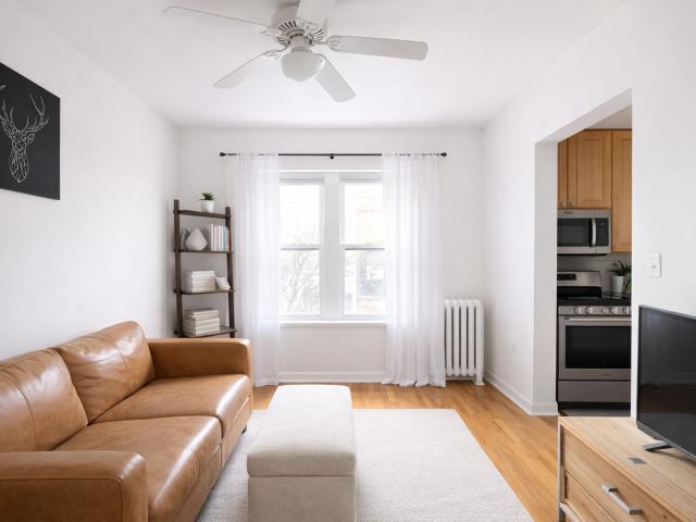 685 W Wrightwood Avenue # 3N