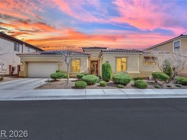 6864 Desert Island St, Las Vegas, NV 89149