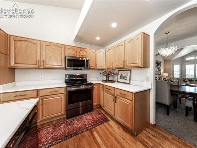 6865 Stockwell Drive