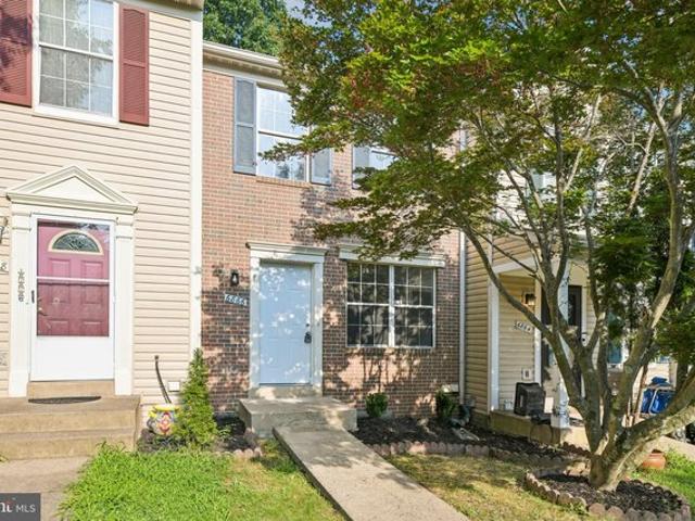 6866 Chasewood Cir, Centreville, VA 20121