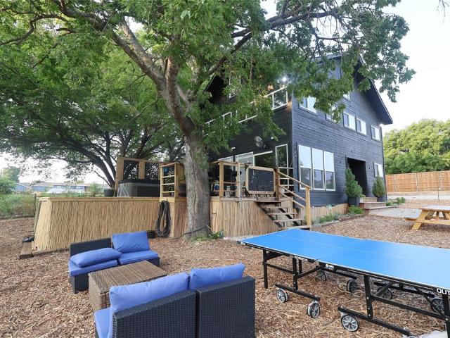 6868 County Road 889