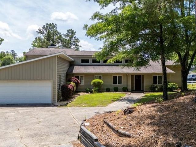 6868 Leslie Ln, Macon, GA 31220